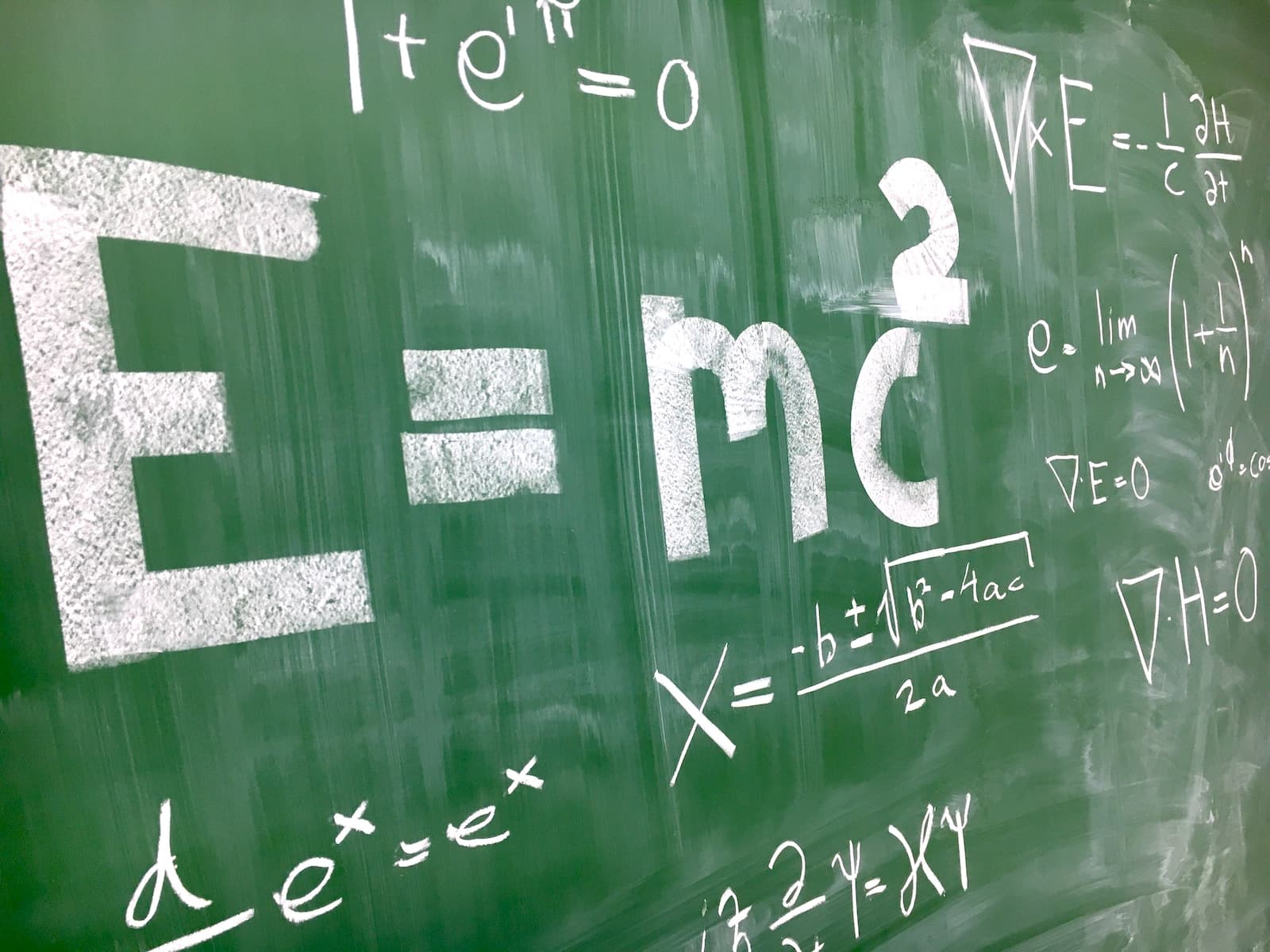 The Importance Of Teaching Physics In School - The Teaching Couple